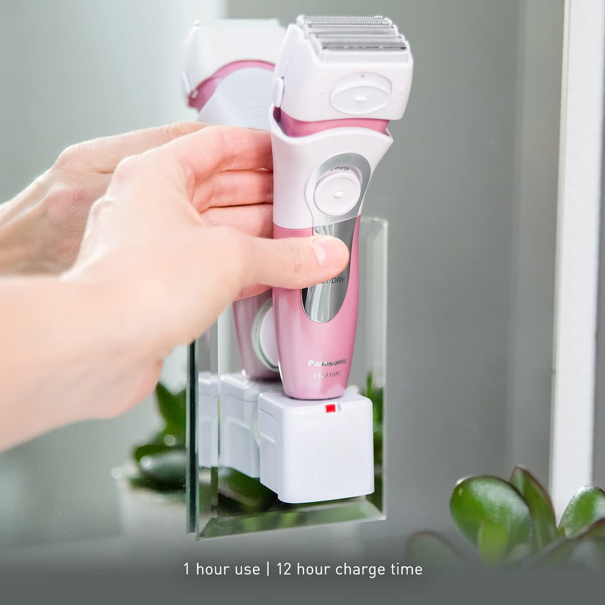 Panasonic Close Curves Wet Dry Ladies Shaver with Bikini Attachment M